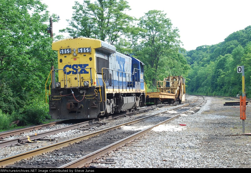 CSX 5859